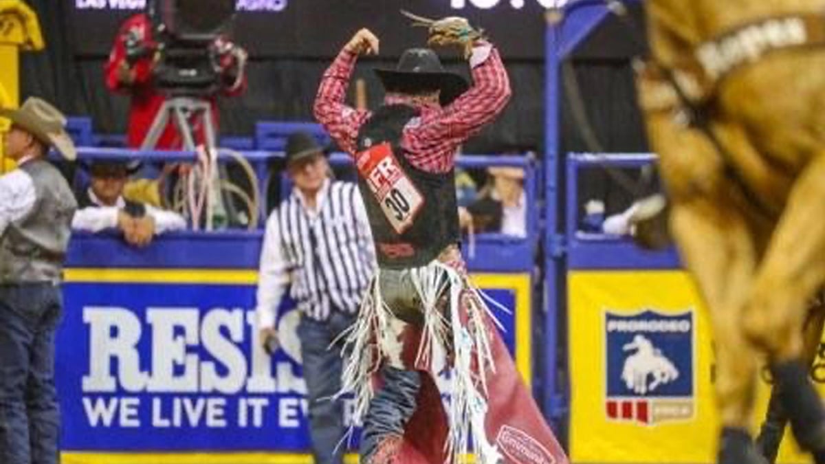 Meet Captain Leighton Berry, Bareback Rider, AgTruckTrader Pro Rodeo Team